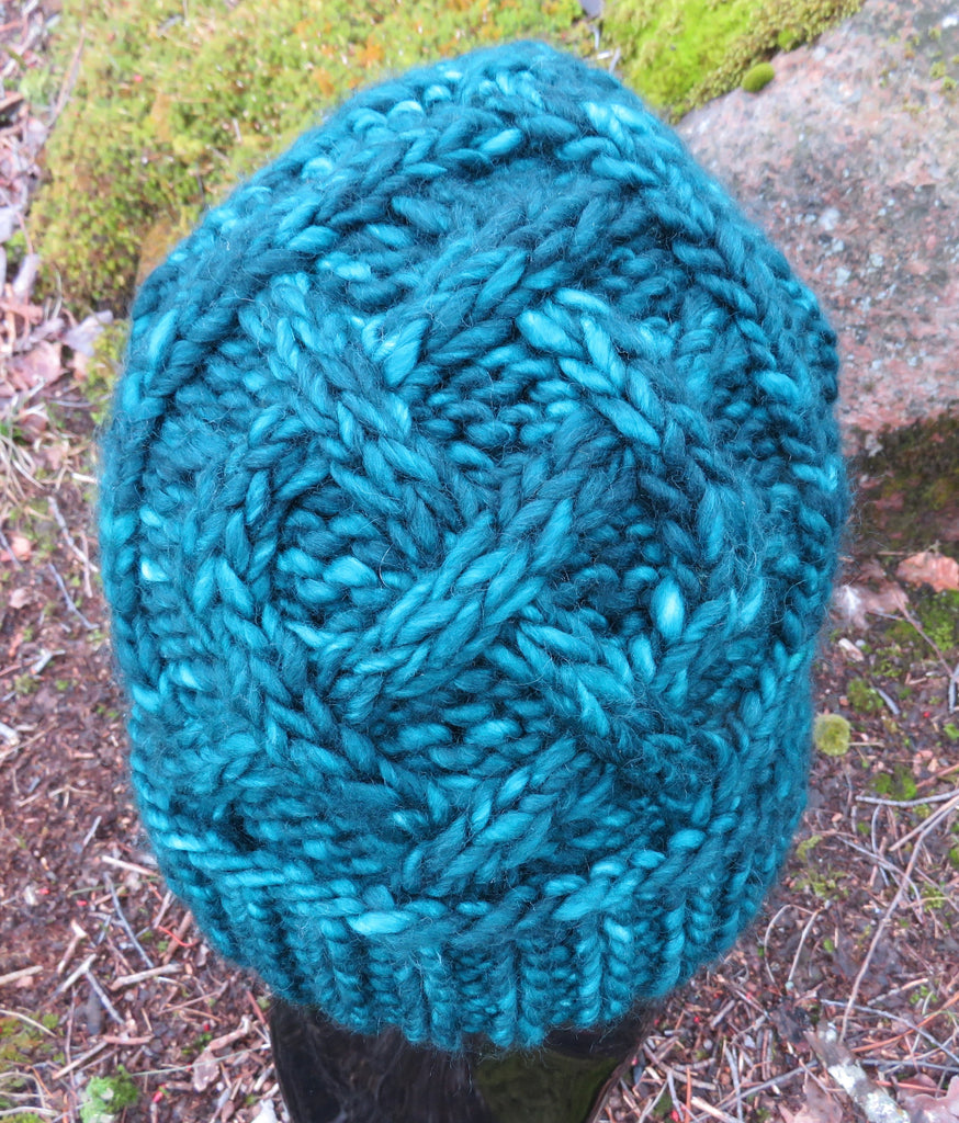 Pattern 2206 - Hat - Onion Dome TWO - Bulky Hat – yarnhygge